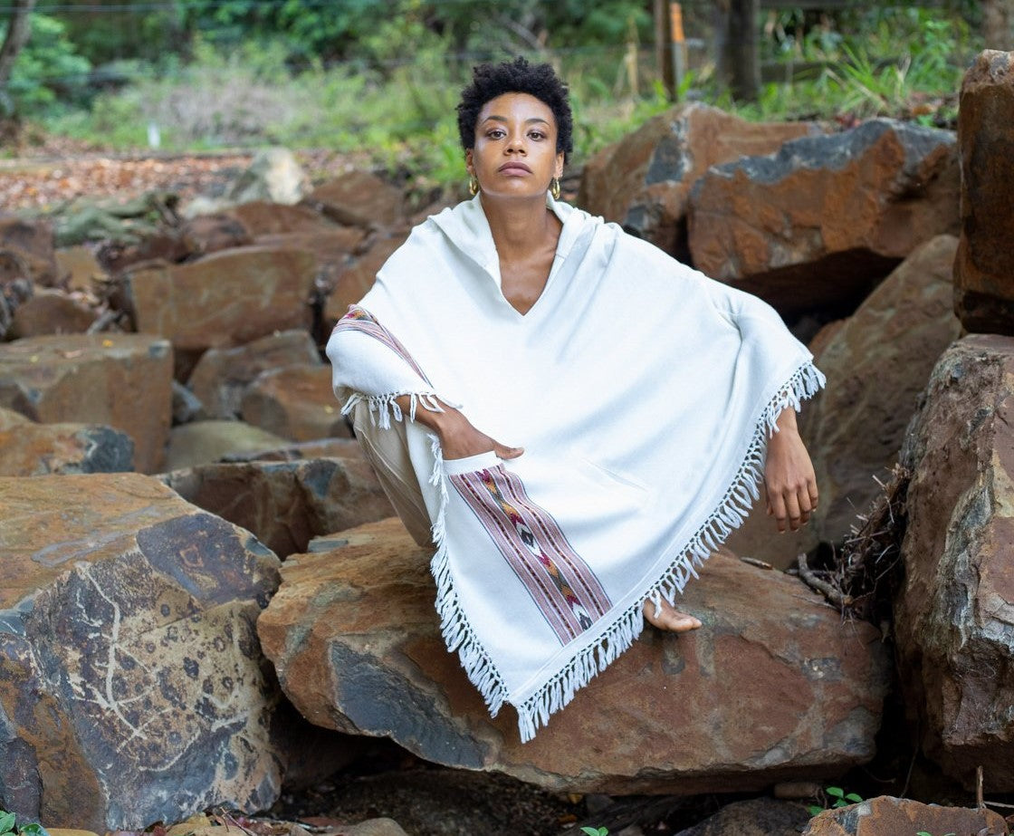 Stylish Travel Essentials: Unlocking the Potential of Ponchos for Men ...