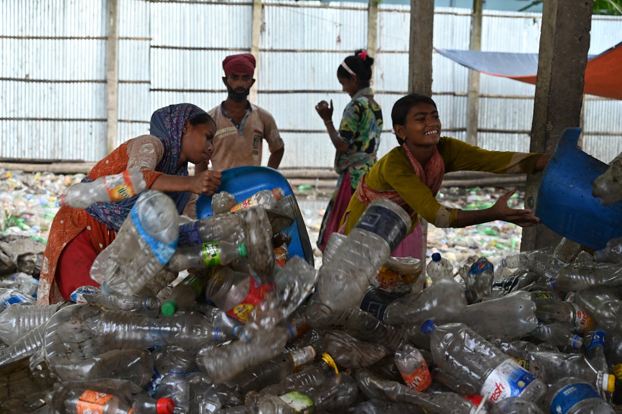 How Recycled Plastic Mats Support the Circular Economy – Boho Road Trip